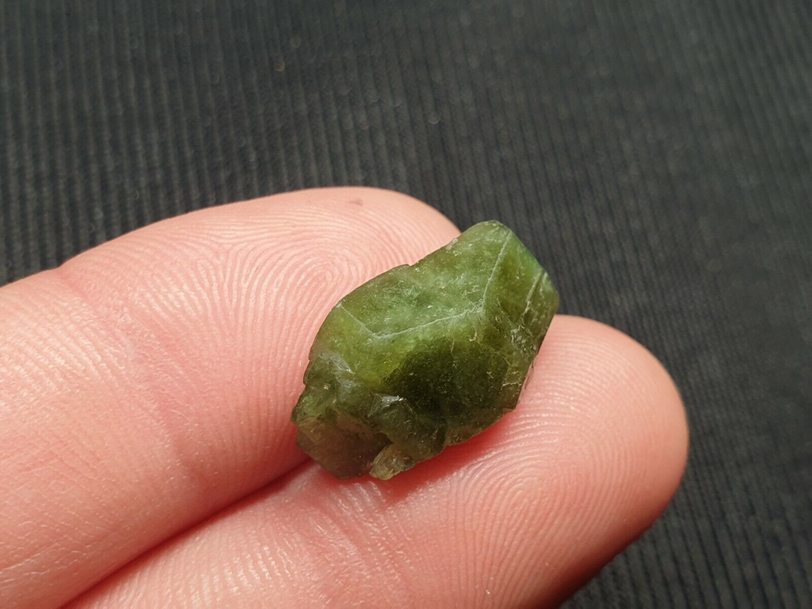 Raw Uvite Burma 17ct Rough Green Tourmaline Gemstones Mogok Burma 电气石 ...