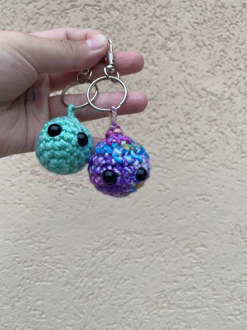 Stress Ball Keychain for Stress Relief Plushie Keychain Attachment for ...