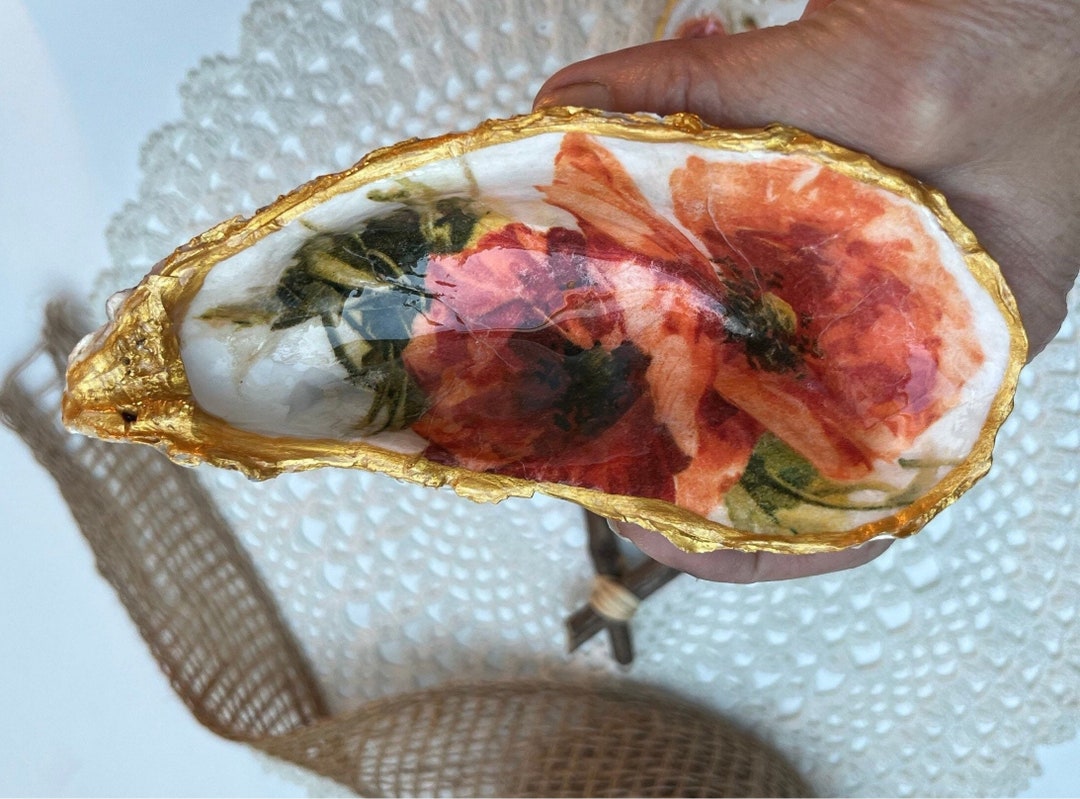 Whole Oyster Shell Decoration 2 Pieces Beautiful Size Poppies Jewelry ...