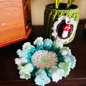 Crochet Flower Coaster Set of 4, Handmade Floral Coasters, Housewarming ...