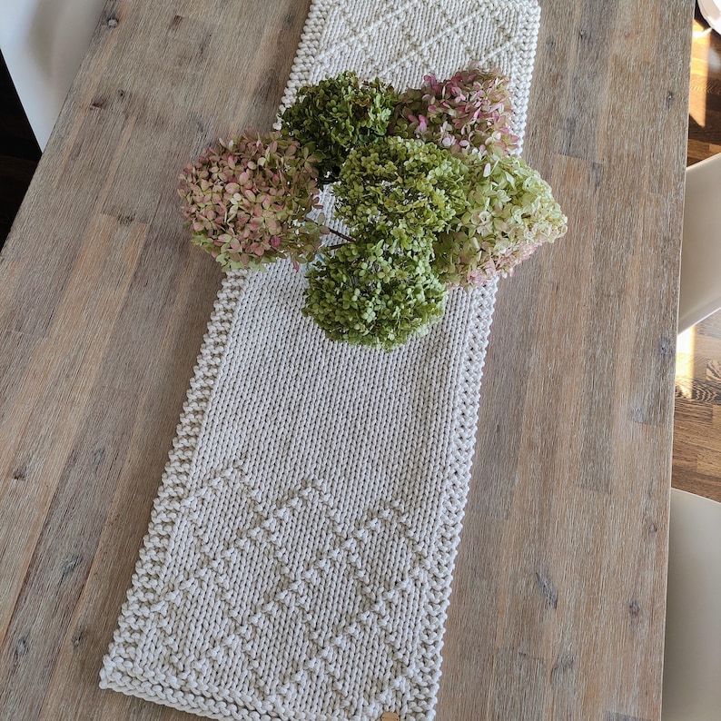 Knit Table Runner Pattern PDF -perfect for Home Decor - Etsy