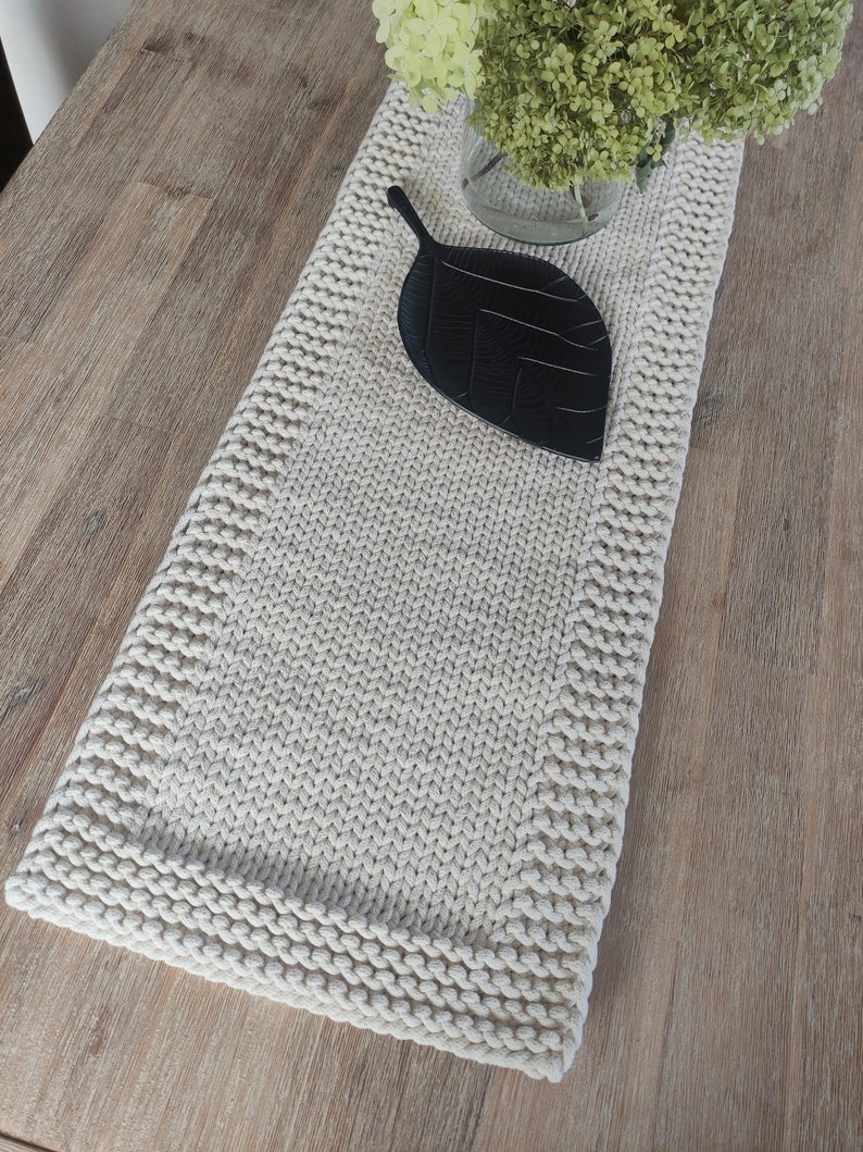 Knit Table Runner Pattern: Easy US Terms (PDF Download) - Etsy