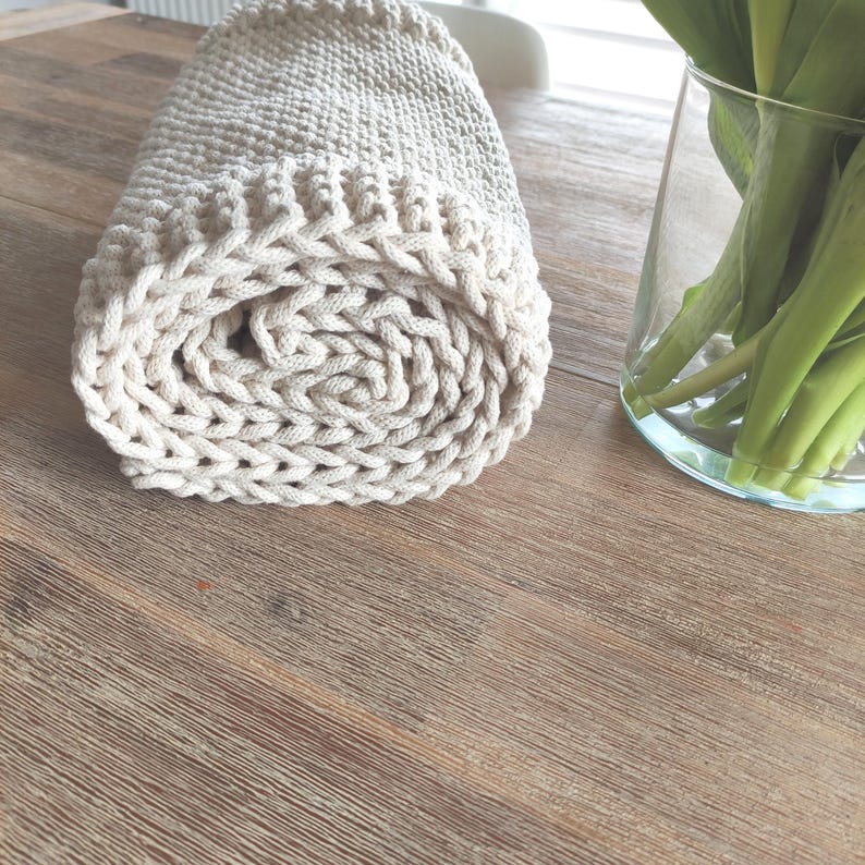 Knit Table Runner PATTERN: Modern DIY Table Decor (PDF Download) - Etsy