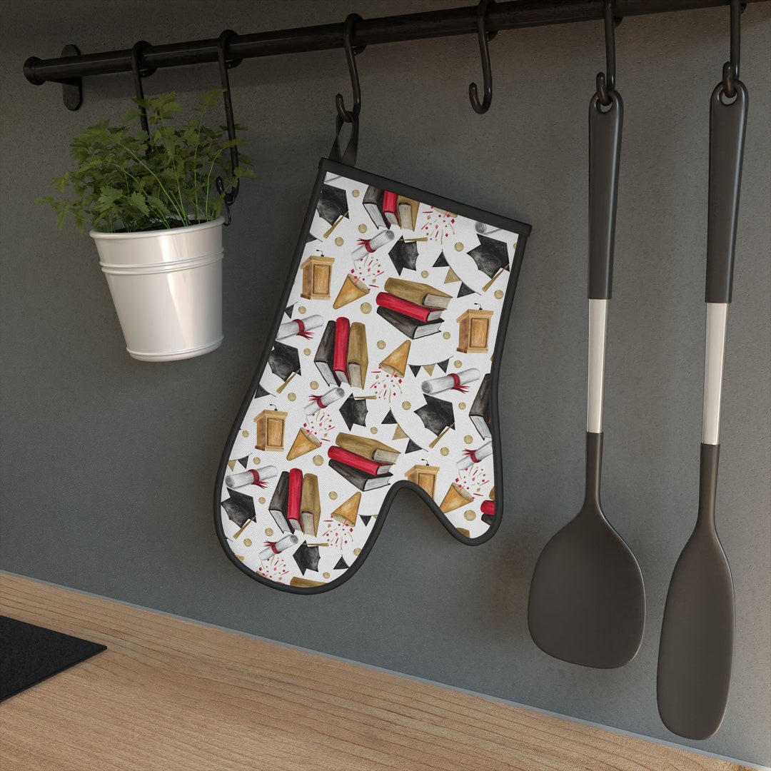 Graduation Red and Gold Oven Glove - Etsy