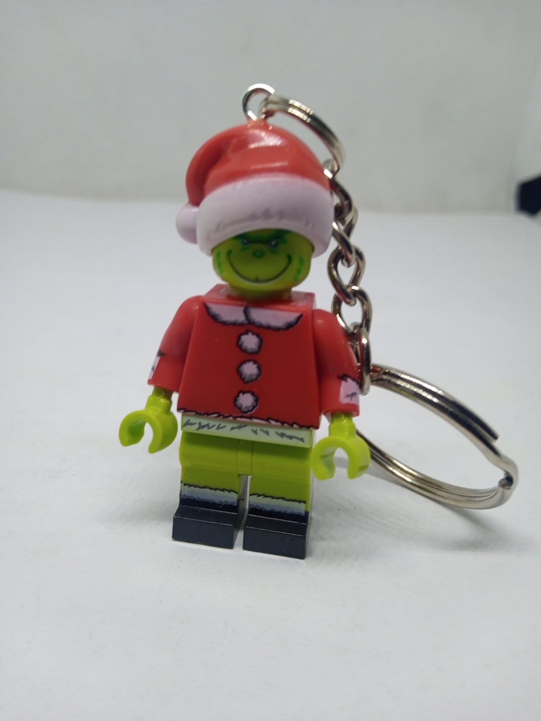 The Grinch Unofficial Keychain - Etsy