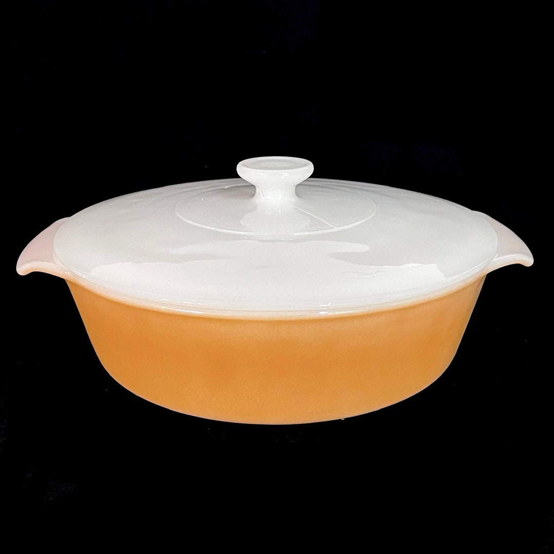 Vintage 1950s Fire King Peach Luster 1/2-QT. Casserole Dish 437 ...