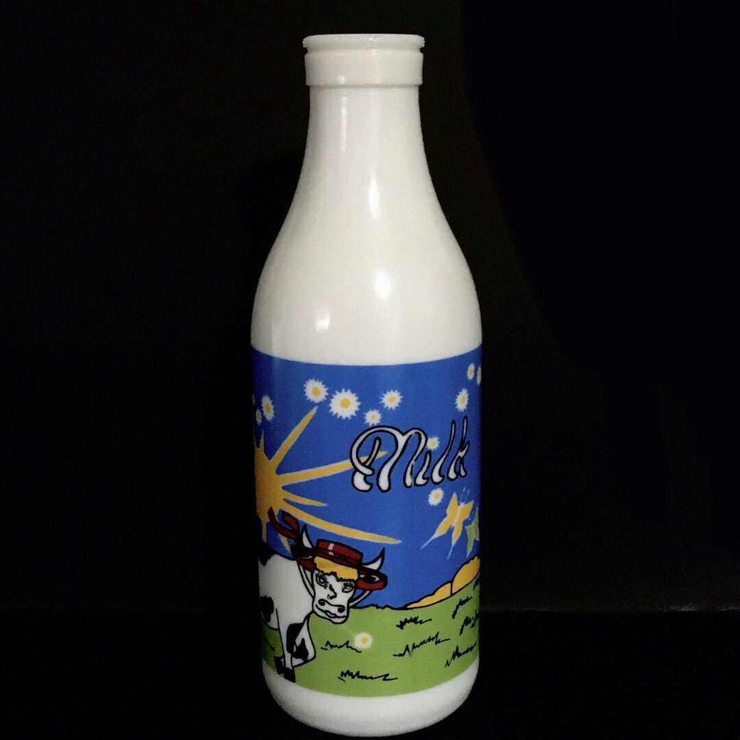 Vintage 1960s Carlton Glass Farmhouse Cow With a Bonnet Milk Glass ...