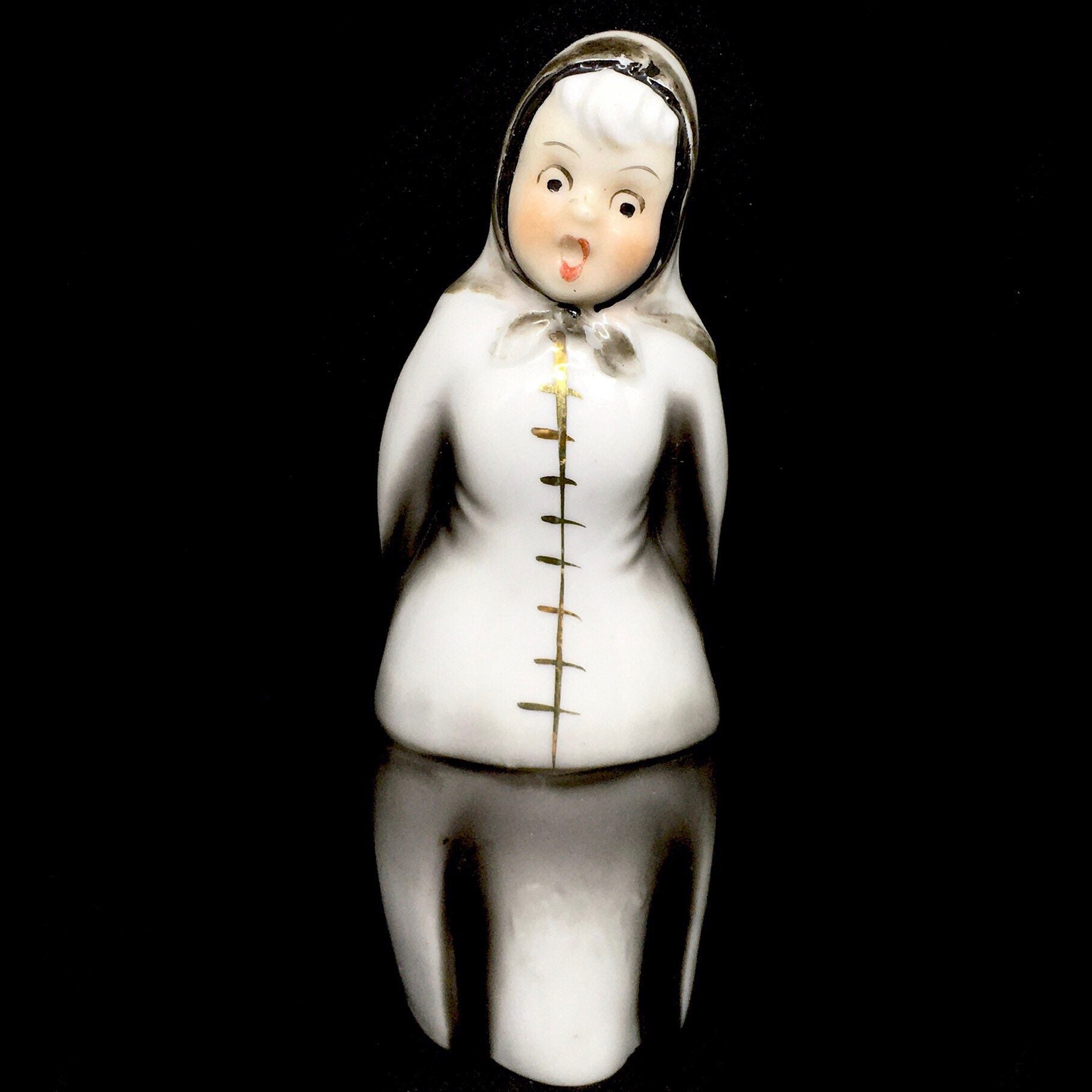 Vintage 1950s Lefton Singing Nun Handkerchief Habit Porcelain Doll ...