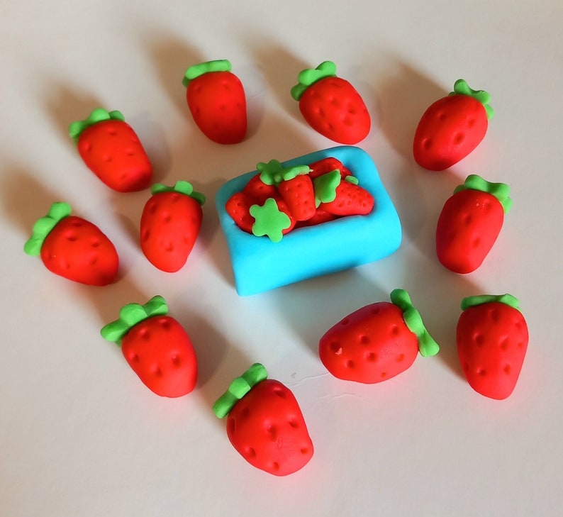 Fondant Strawberries Edible Cake Topper - Etsy