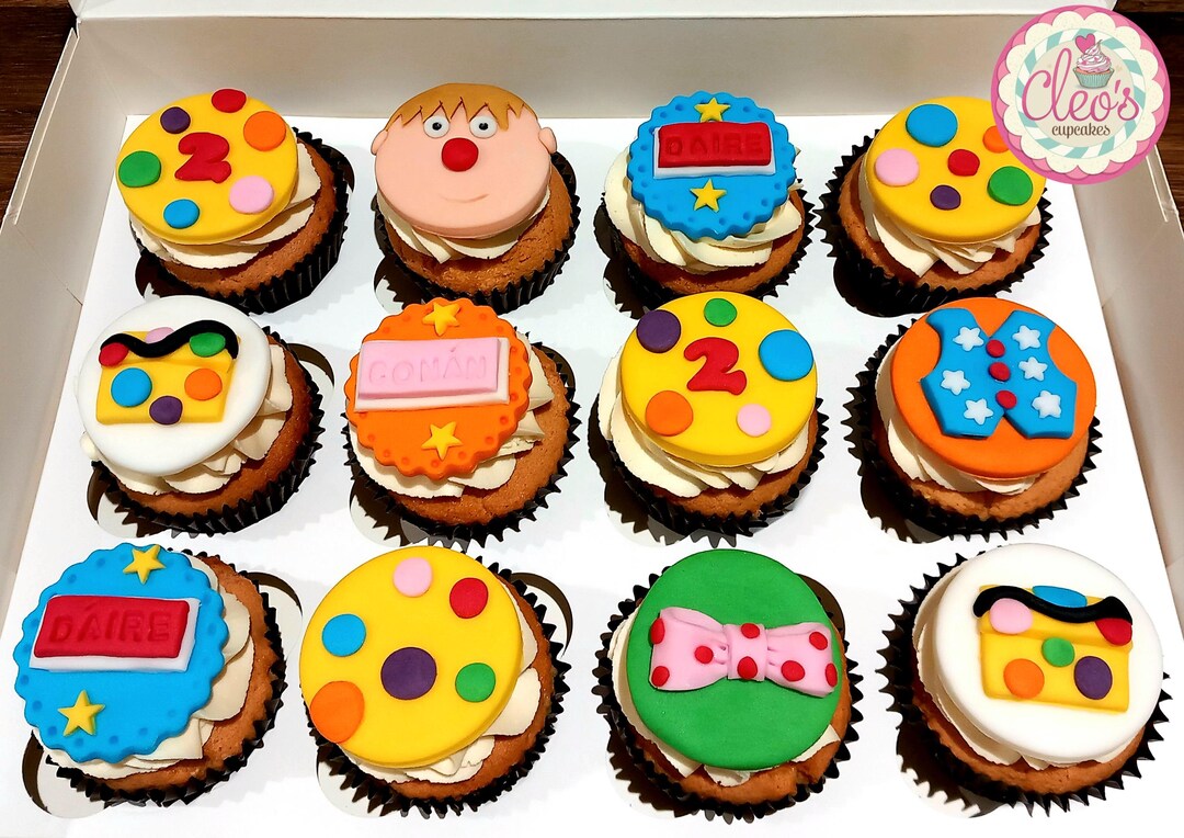 Spotty TV Show Cupcake Toppers - Etsy