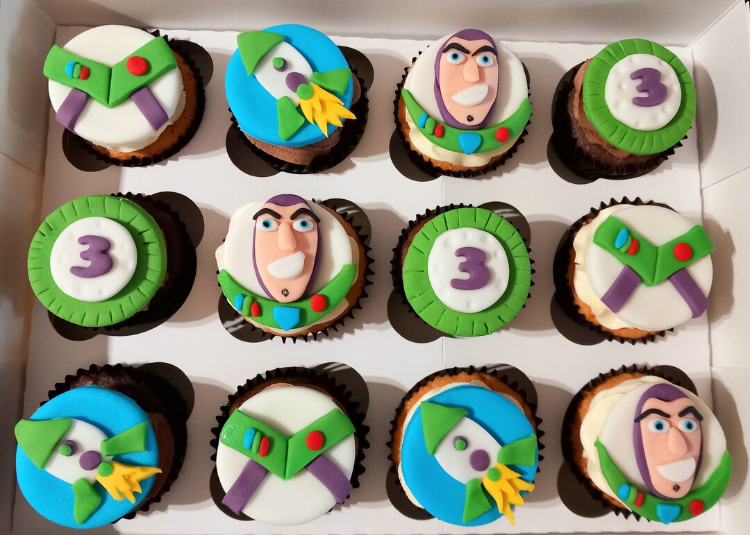 Spaceman Cupcake Toppers, Fondant Edible - Etsy