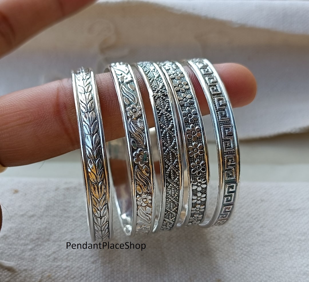Sterling Silver Stacking Bangles - Semanario Set of 5 - Etsy