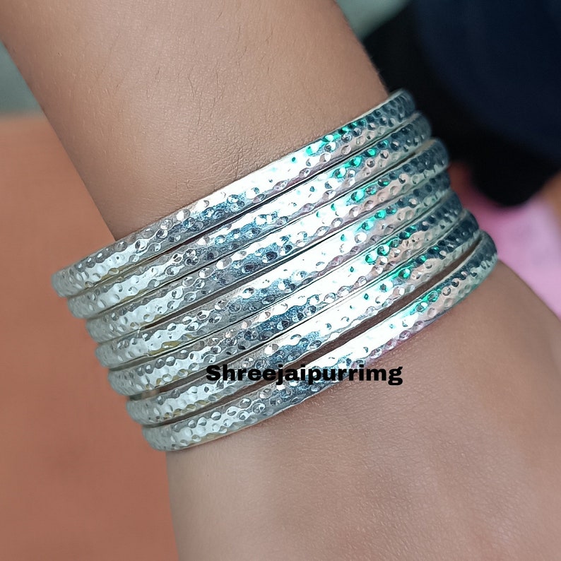 Set of 7 Bangles Hammered Bangles Stacking Bracelets - Etsy