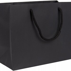Medium Landscape Paper Gift Bags With Rope Handles - 200 X 250 X 120mm ...