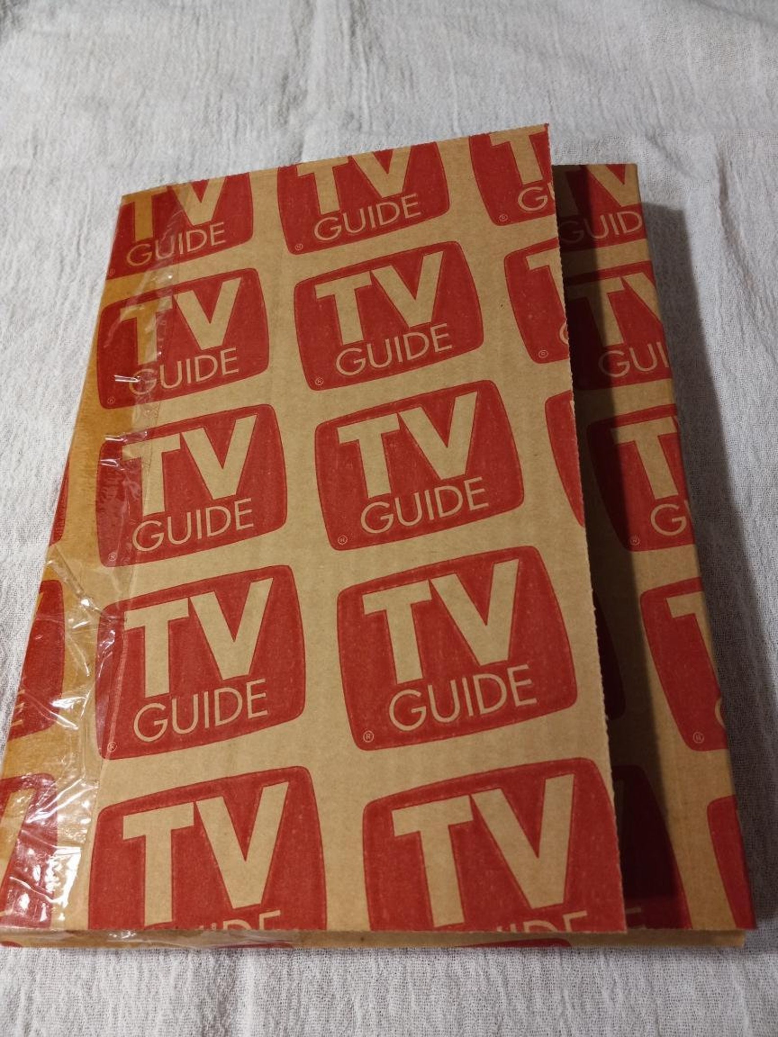Lot of 4 NEW Elvis Presley TV Guides With a Mini Sun Record CD - Etsy
