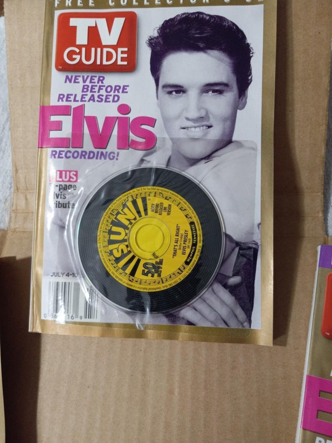 Lot of 4 NEW Elvis Presley TV Guides With a Mini Sun Record CD - Etsy