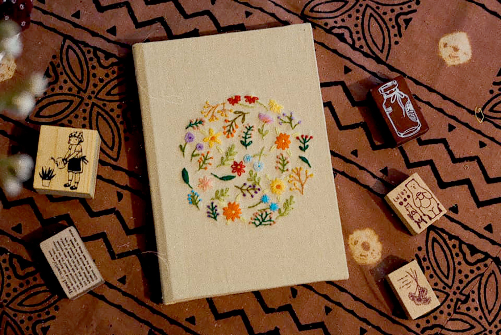 Personalized Flowers Embroidery Notebooks/journal A5, Floral Designs ...