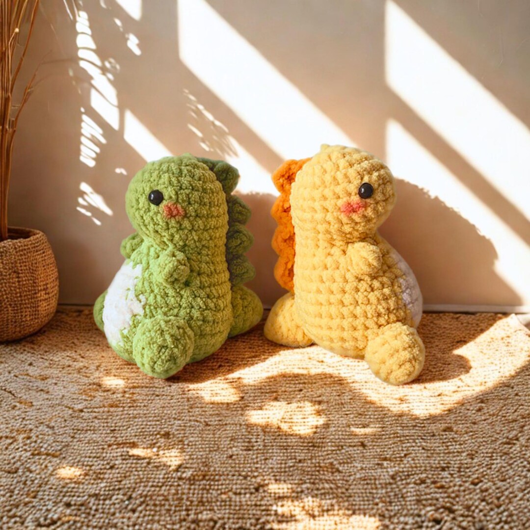 Dinosaur Crochet Keychain, Cute Dinosaur Keychain, Handmade Dinosaur ...