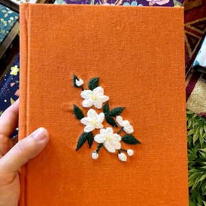Personalized Daisy Flowers Embroidery Notebook/journal A5, Floral ...