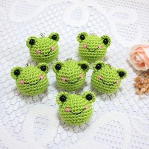 Crochet Frog Keychain, Handmade Frog Keyring, Mini Froggy Keychain ...