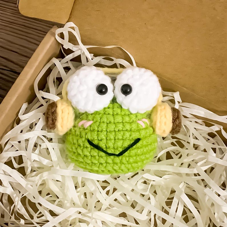 Crochet Frog Keychain, Handmade Frog Keyring, Mini Froggy Keychain ...
