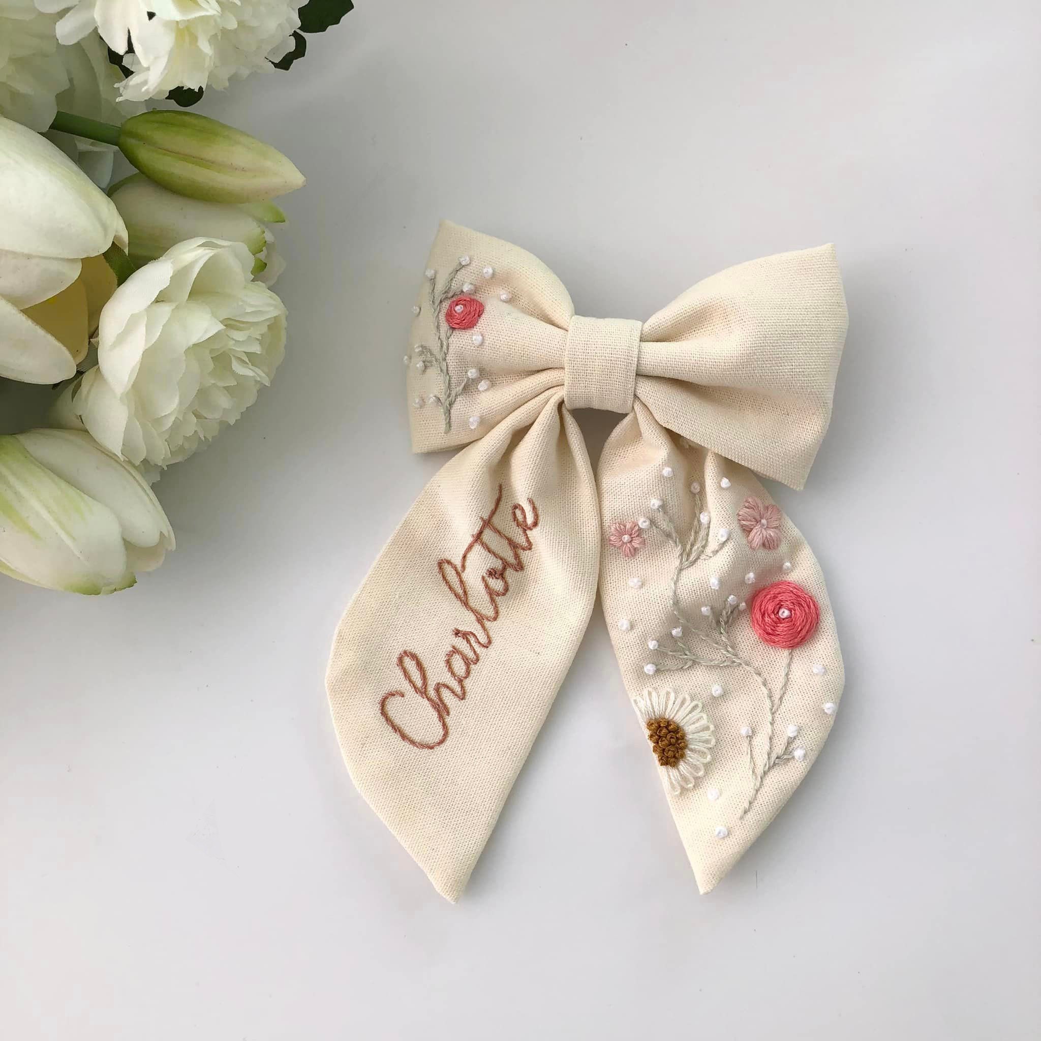 Daisy Baby Bow, Custom Name Hand Embroidered Baby Bow, Embroidered ...