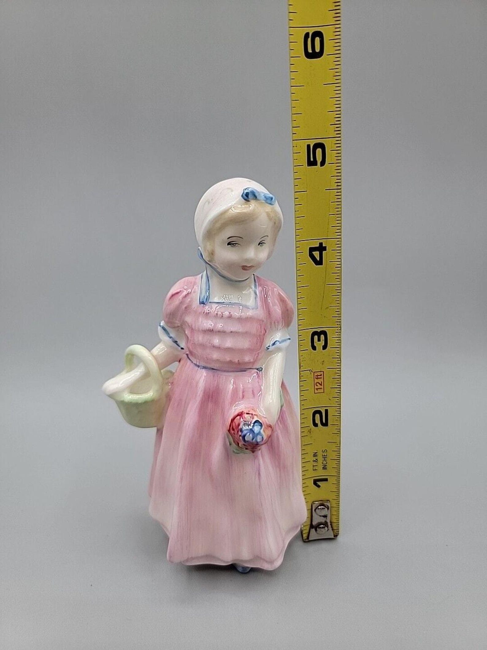 Royal Doulton 4-1/2" Tinkle Bell Figurine Pink Dress, Flowers, Basket ...