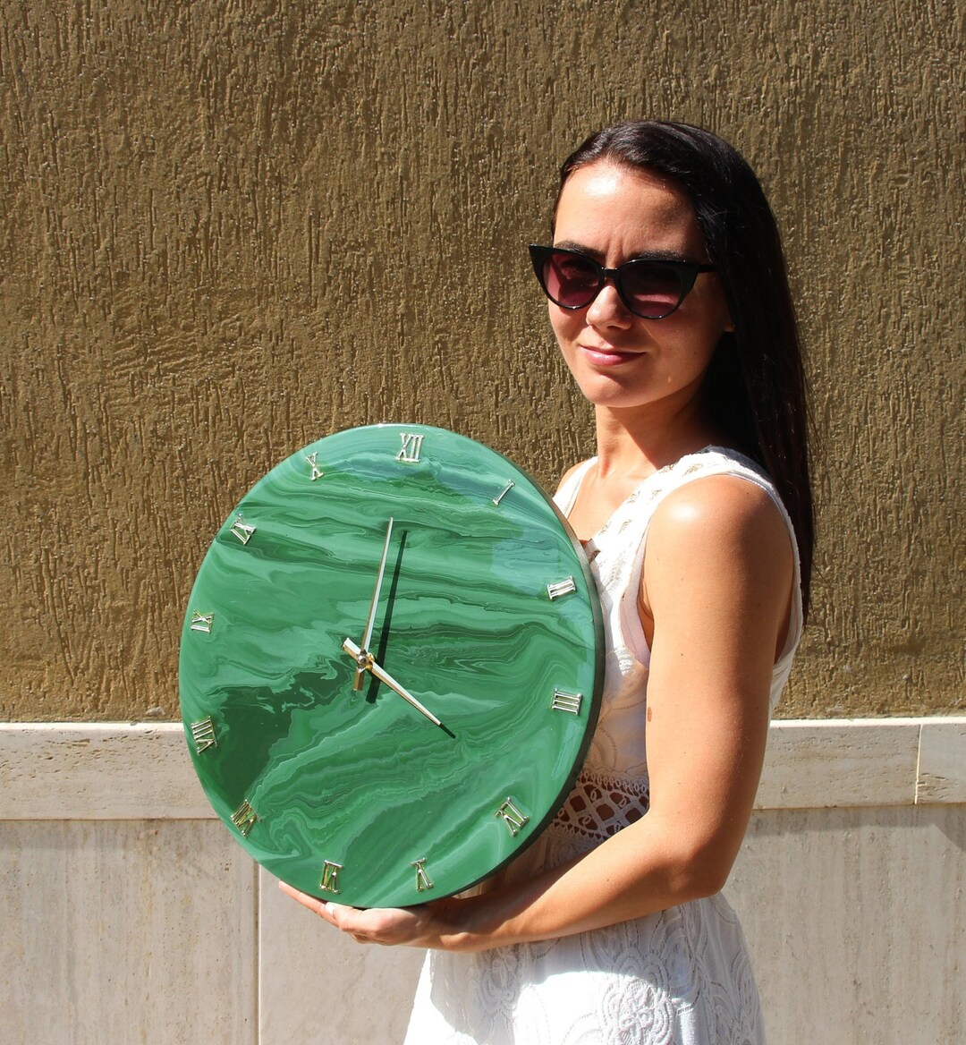 Green Marble Effect Resin Wall Clock Wooden Base 40 Cm In Diameter