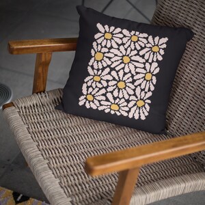 Groovy Daisies Cross Stitch Pattern, Floral 70s Modern Embroidery DIY ...