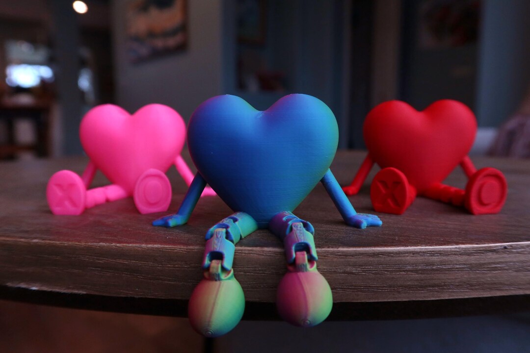 Heart Pal Decorative Ledge Sitter | Adorable 3D Printed Heart Figure ...