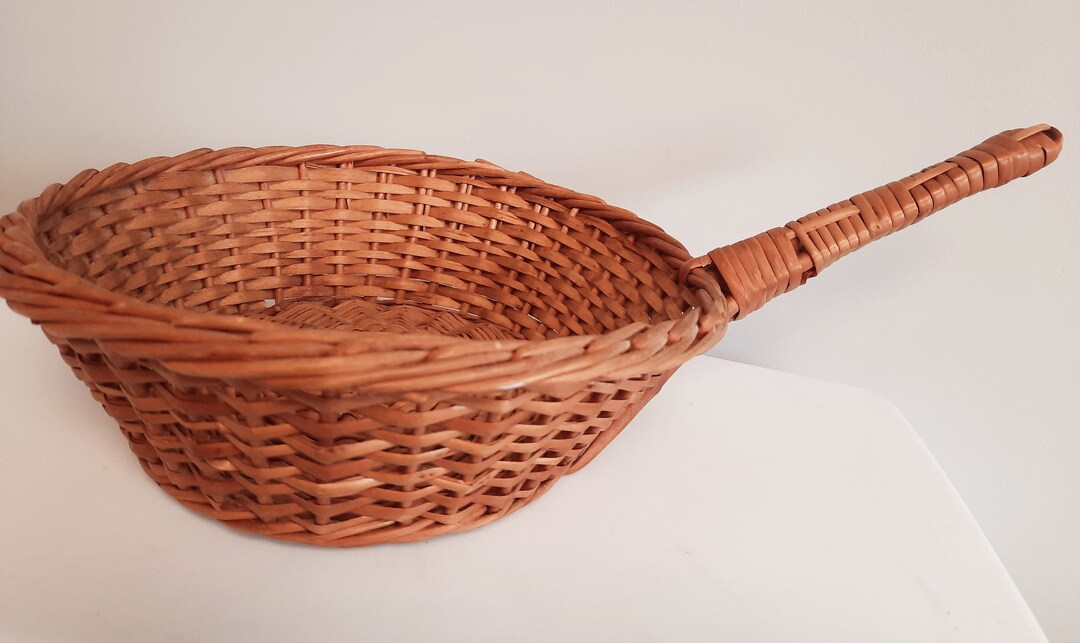Vintage 1970s Wicker Pan Basket With Handle, Round Pan Basket, Hanging ...