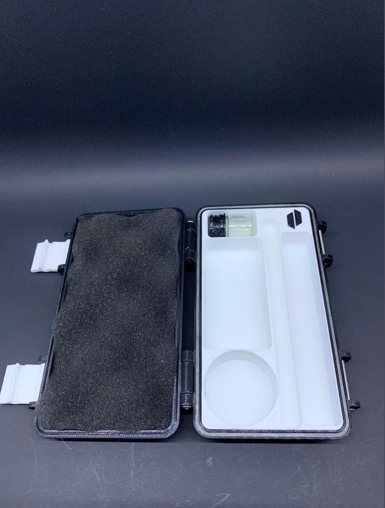 Pivot Minimal Rugged Charging Travel Case - Etsy
