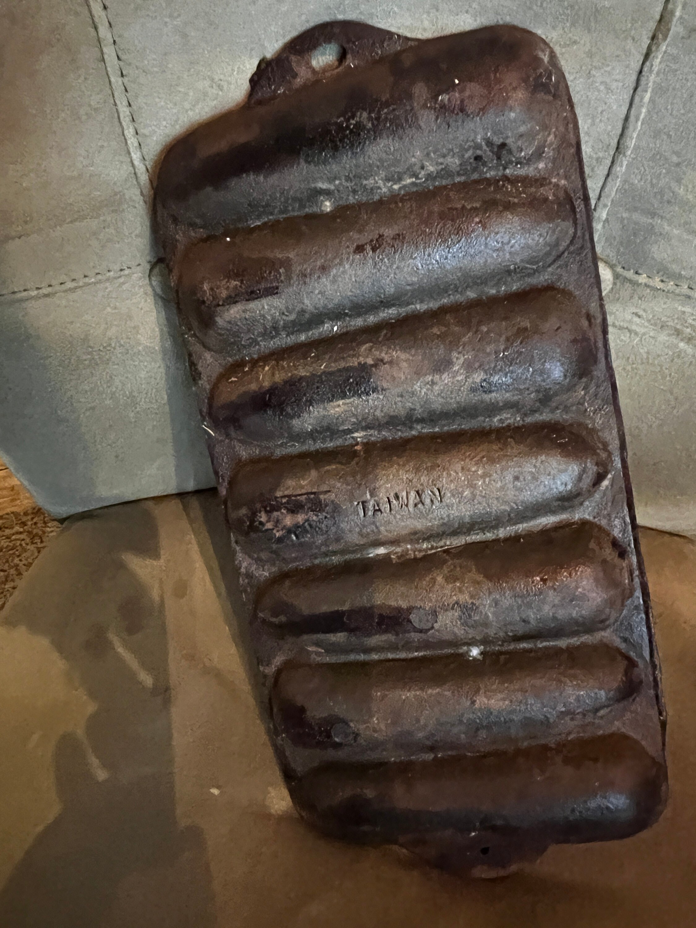 Vintage Cast Iron Cornbread Skillet - Baking Pan - Etsy