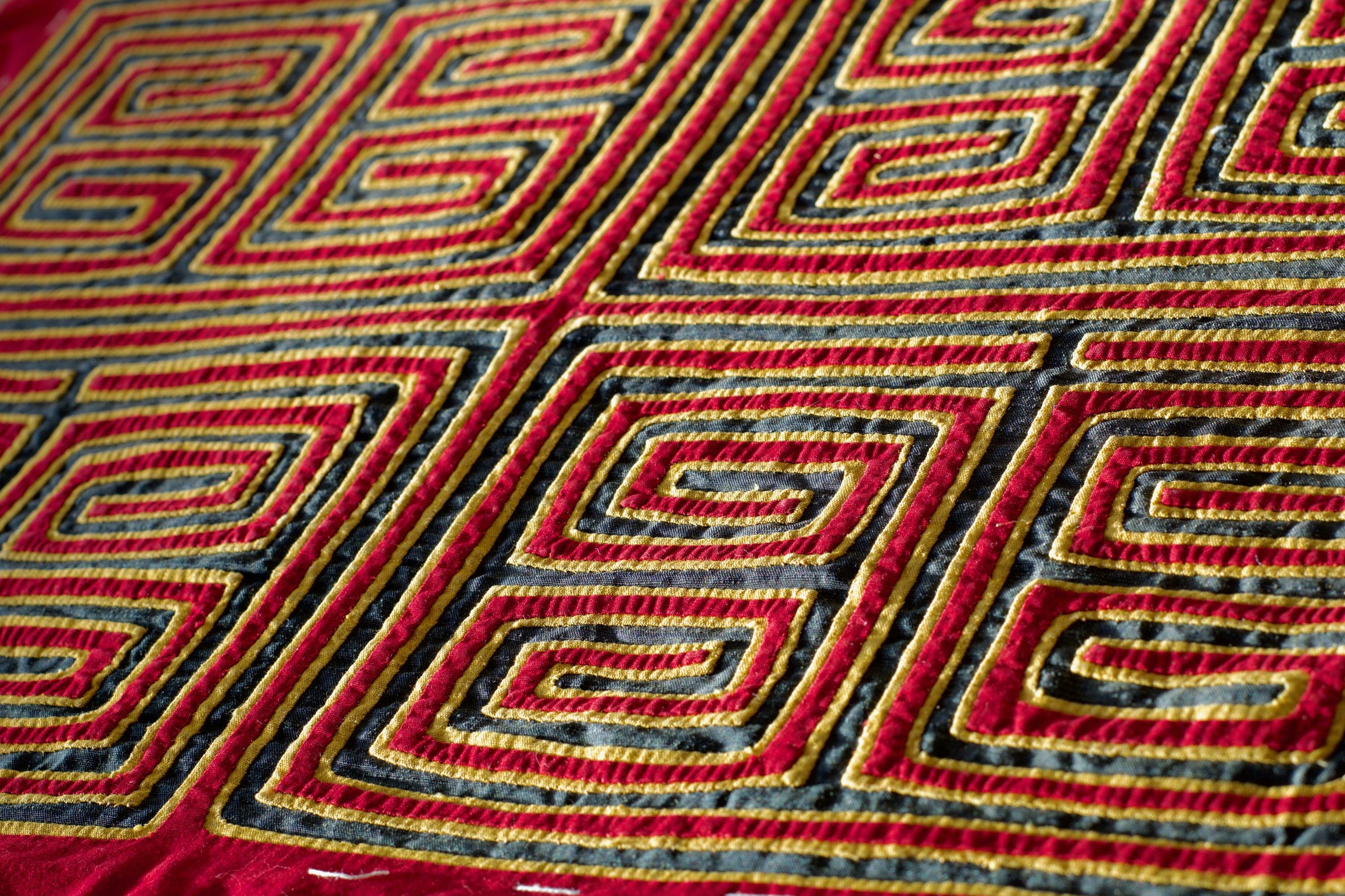 Vintage Geometric Pattern Mola / Indigenous Guna Tribal Handmade ...