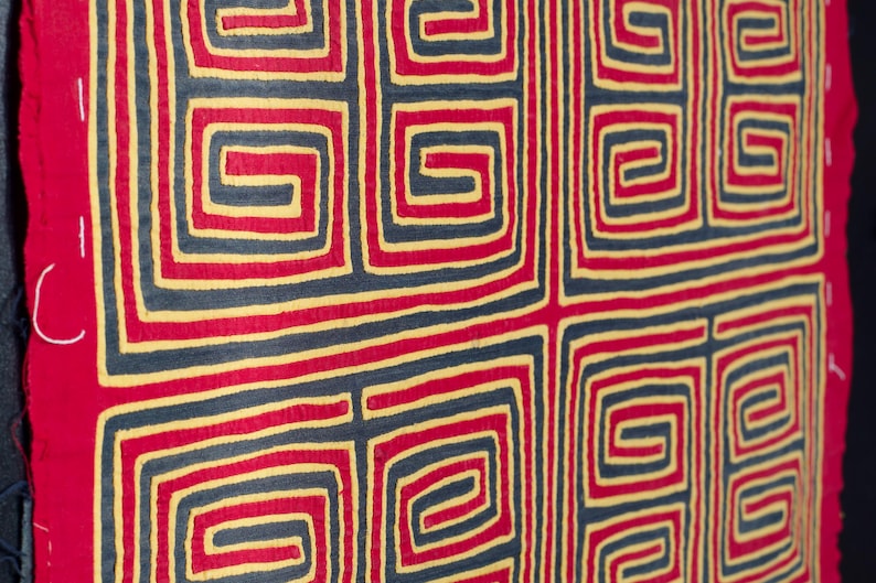 Vintage Geometric Pattern Mola / Indigenous Guna Tribal Handmade ...