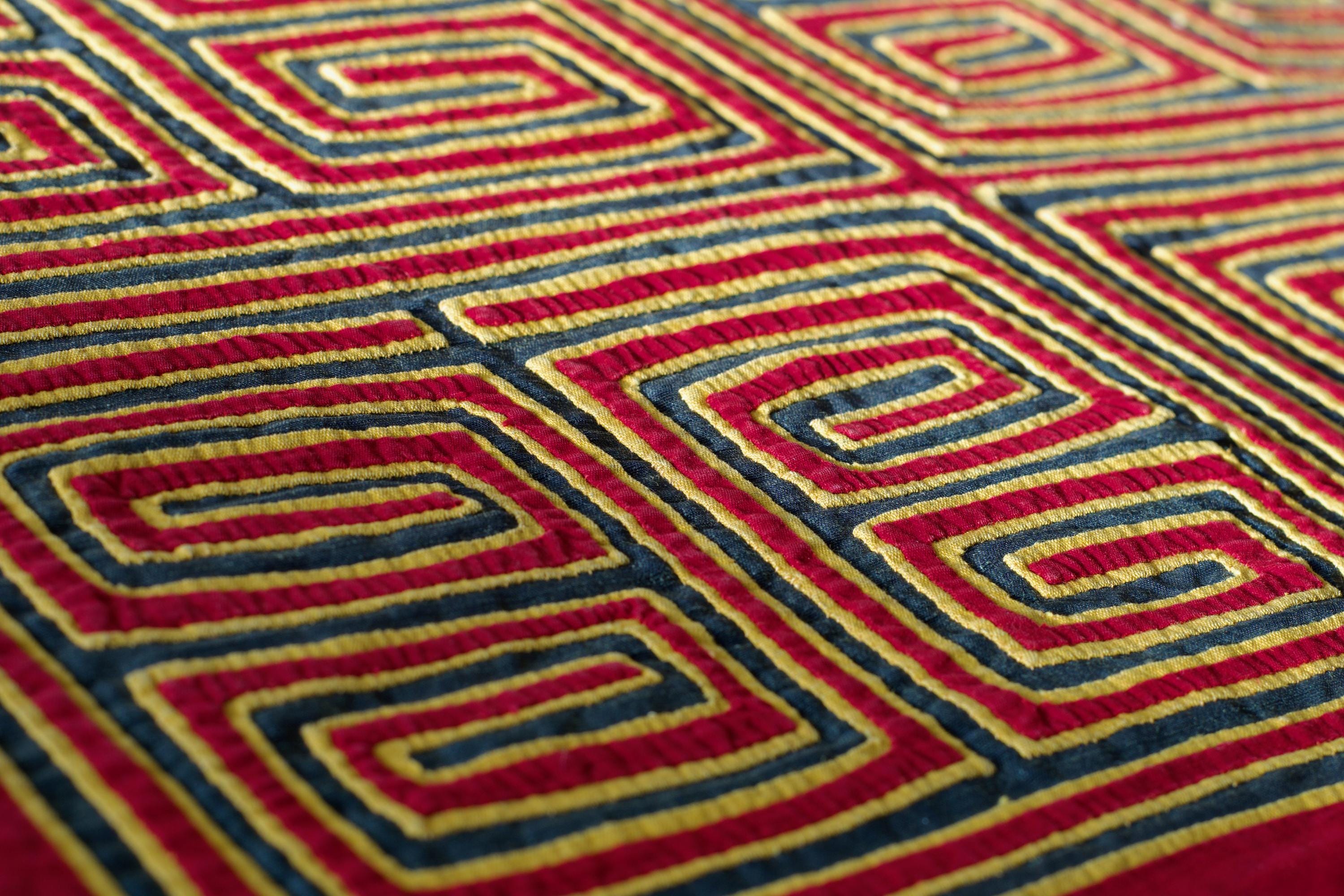 Vintage Geometric Pattern Mola / Indigenous Guna Tribal Handmade ...