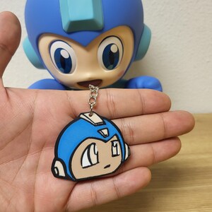 IMPORTED Mega Man PIGGY BANK Figurines Free Exclusive Megaman Keychain ...