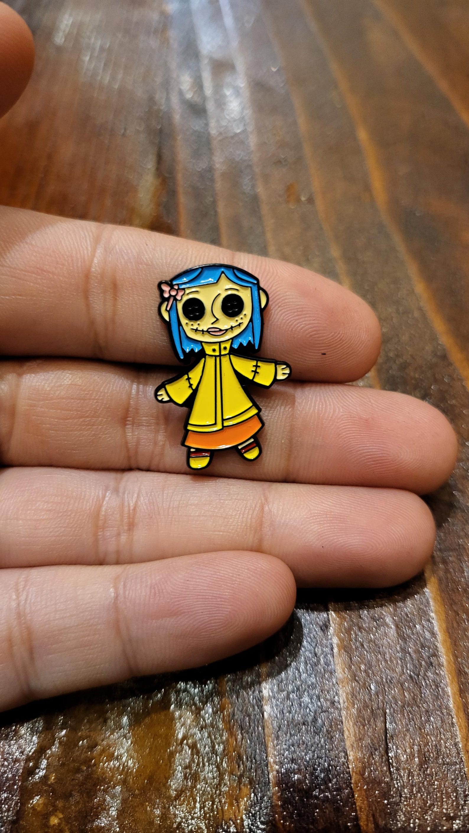 3D PRINTED Coraline Enamel Pins FREE Keychains/stickers With Every ...