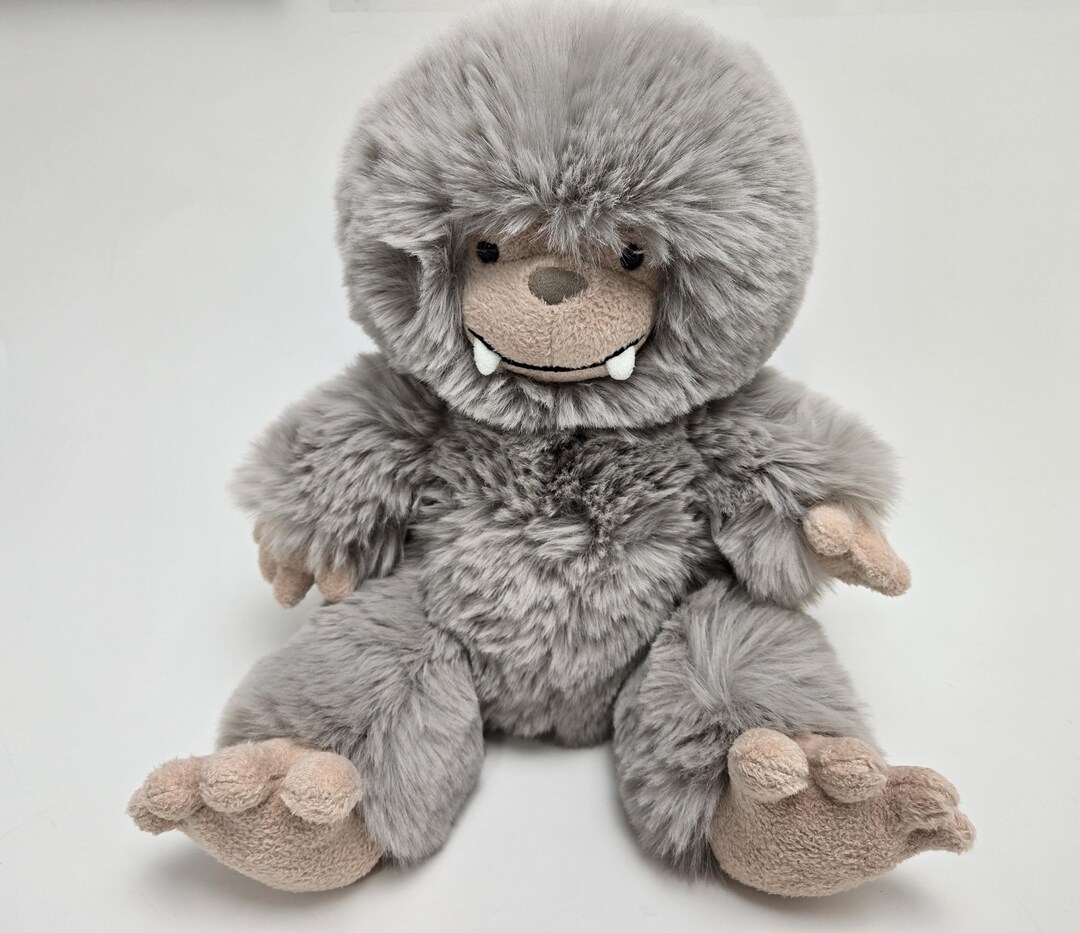 Jellycat Bo Bigfoot Yeti Bigfoot Plush New With Tags Collectible (12 ...