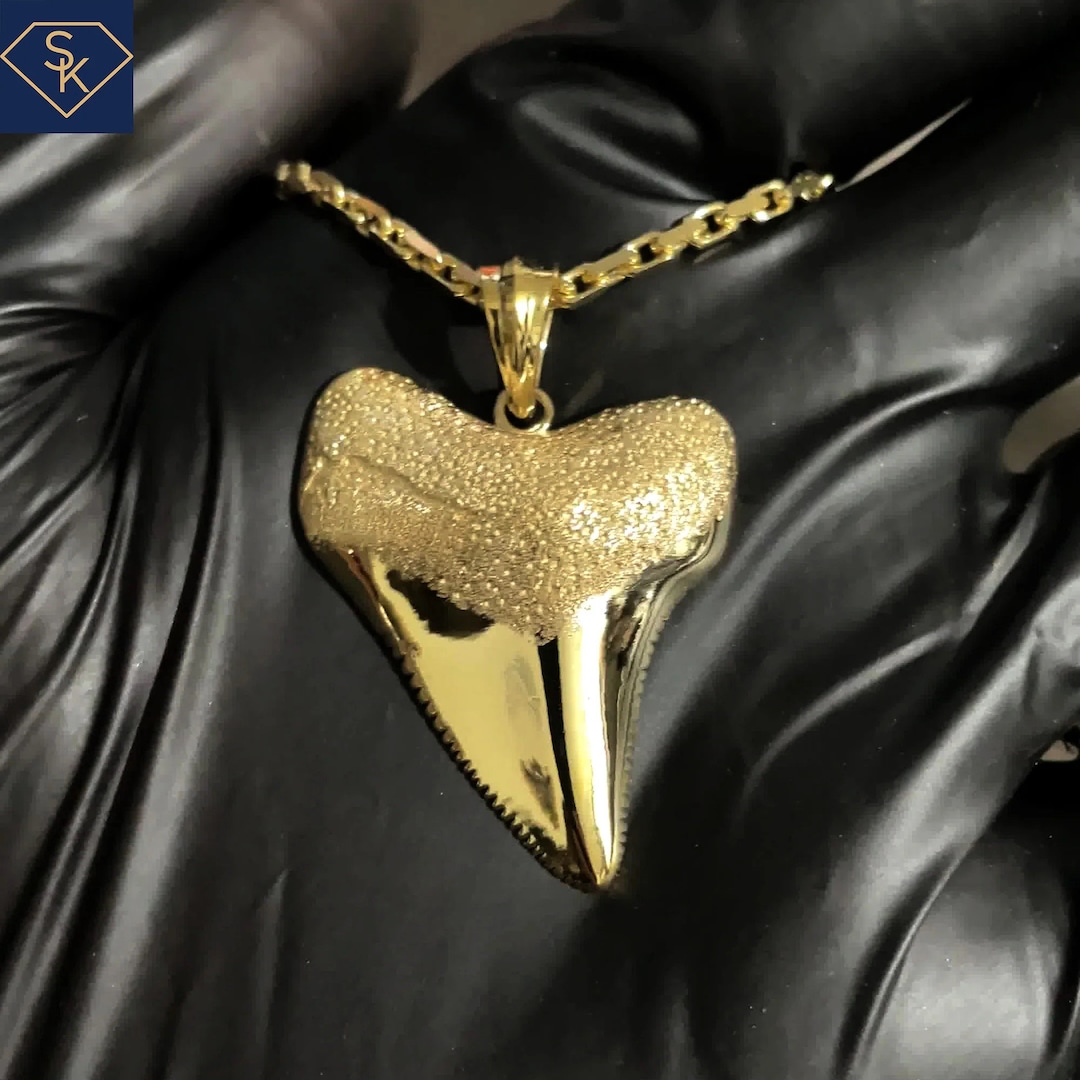 Brand New 14K Yellow Gold Shark Tooth Pendant - Etsy