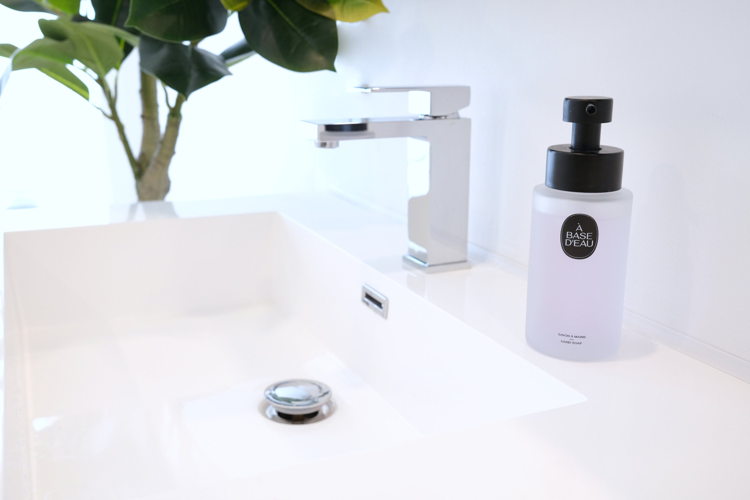 FOAM SOAP DISPENSER, Bonus: 4x Hand Soap Tablets, Stainless Steel Pump ...