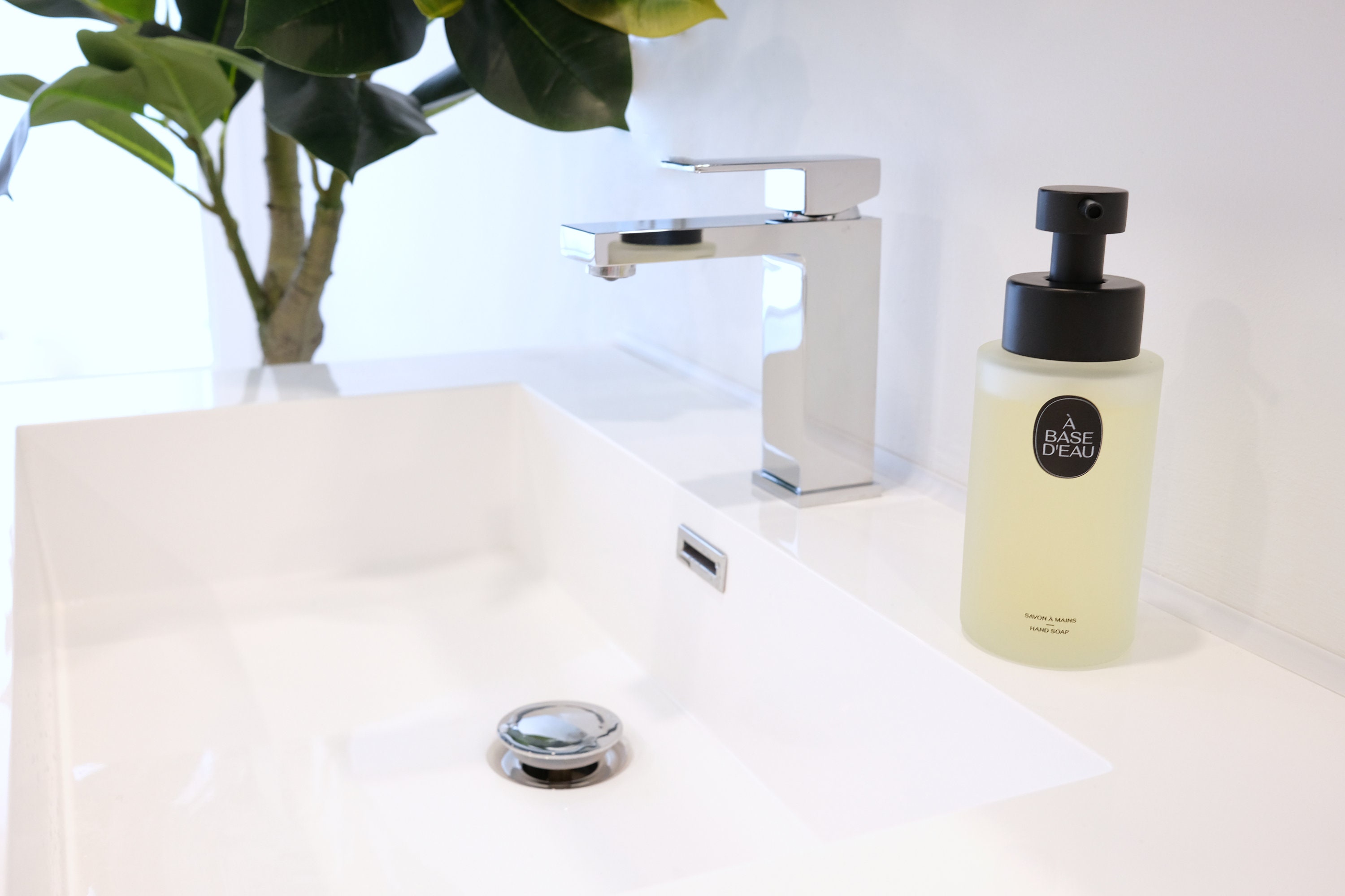 FOAM SOAP DISPENSER, Bonus: 4x Hand Soap Tablets, Stainless Steel Pump ...