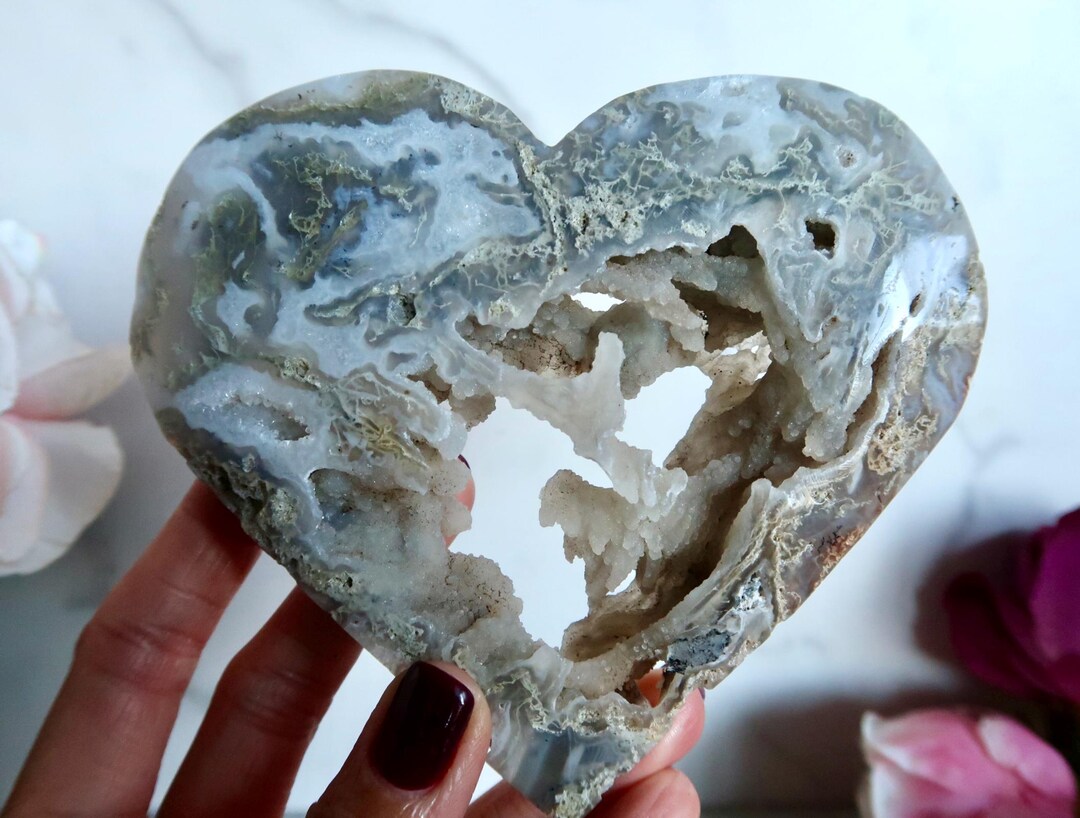 RARE STALACTITE Large 4.8 Green Moss Agate Heart With Stand Moss Agate ...