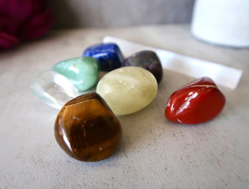 CHAKRA Crystal Balancing Kit LARGE Tumbled Chakra Stones - Etsy