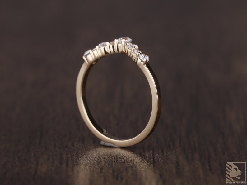 Art Deco Curved Wedding Band V Shaped 14K Yellow Gold Curved - Etsy