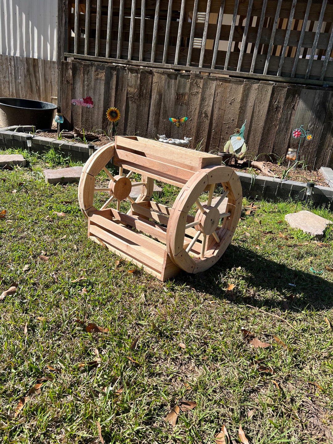 Wagon Wheel Flower Planter - Etsy