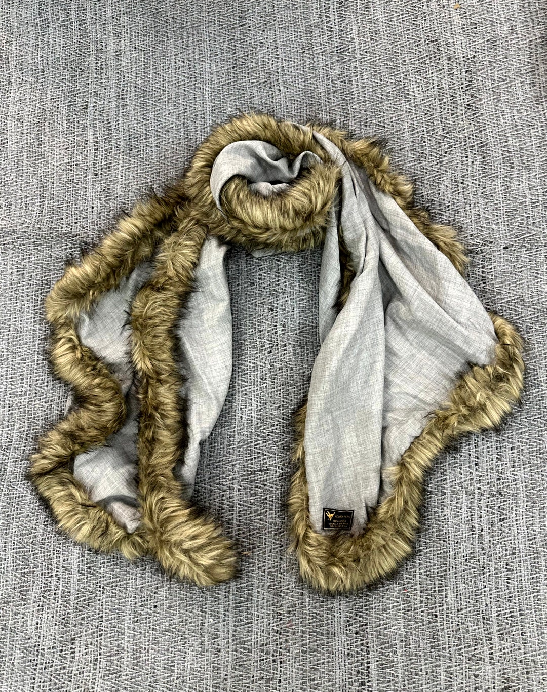 Cloud Grey Thick Vicuña Shawl Hand Knit Vicuña Shawl With Fox Hair Fur ...