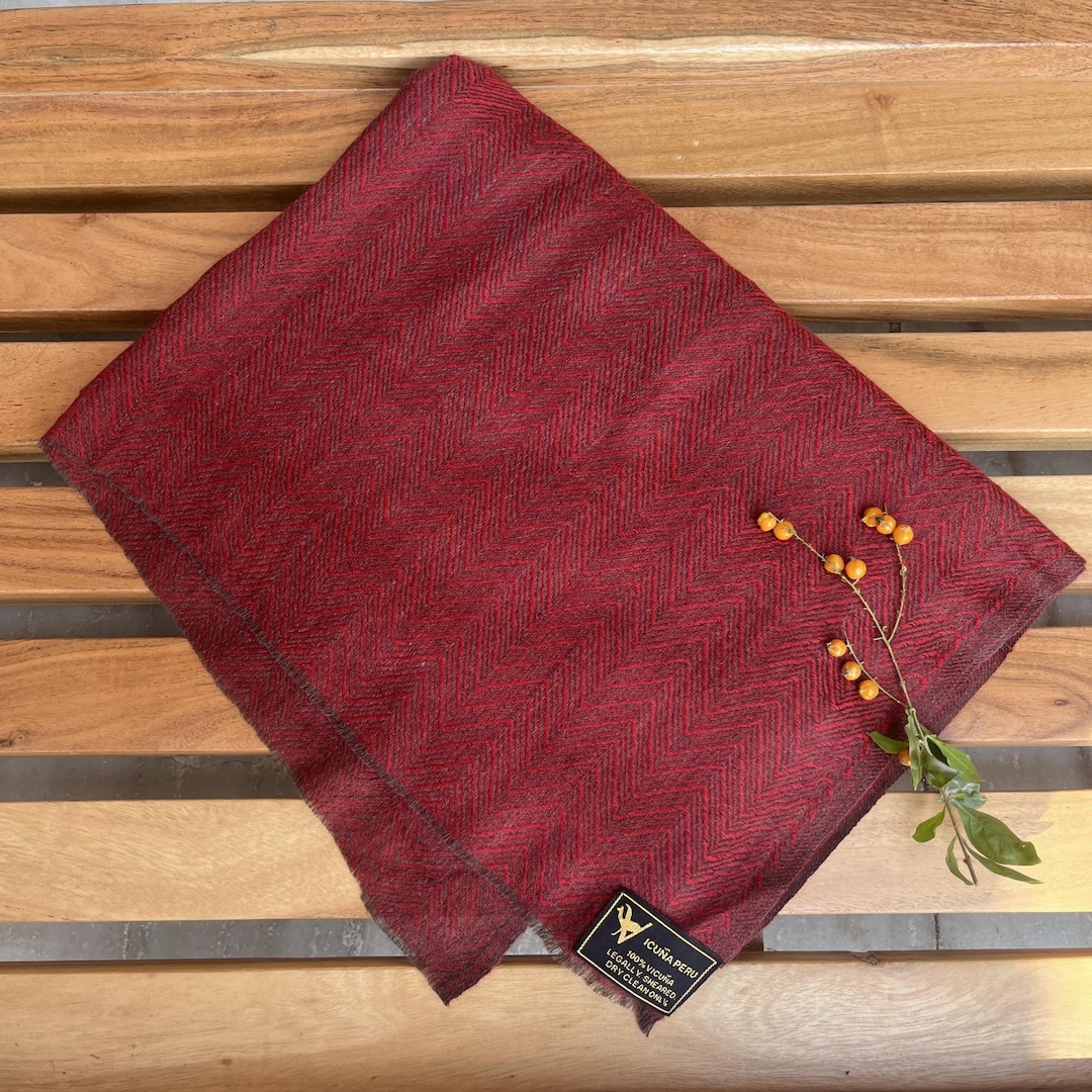 Cardinal Red Vicuna Shawls, Exquisite Soft Wool, Vicuna Wraps ...