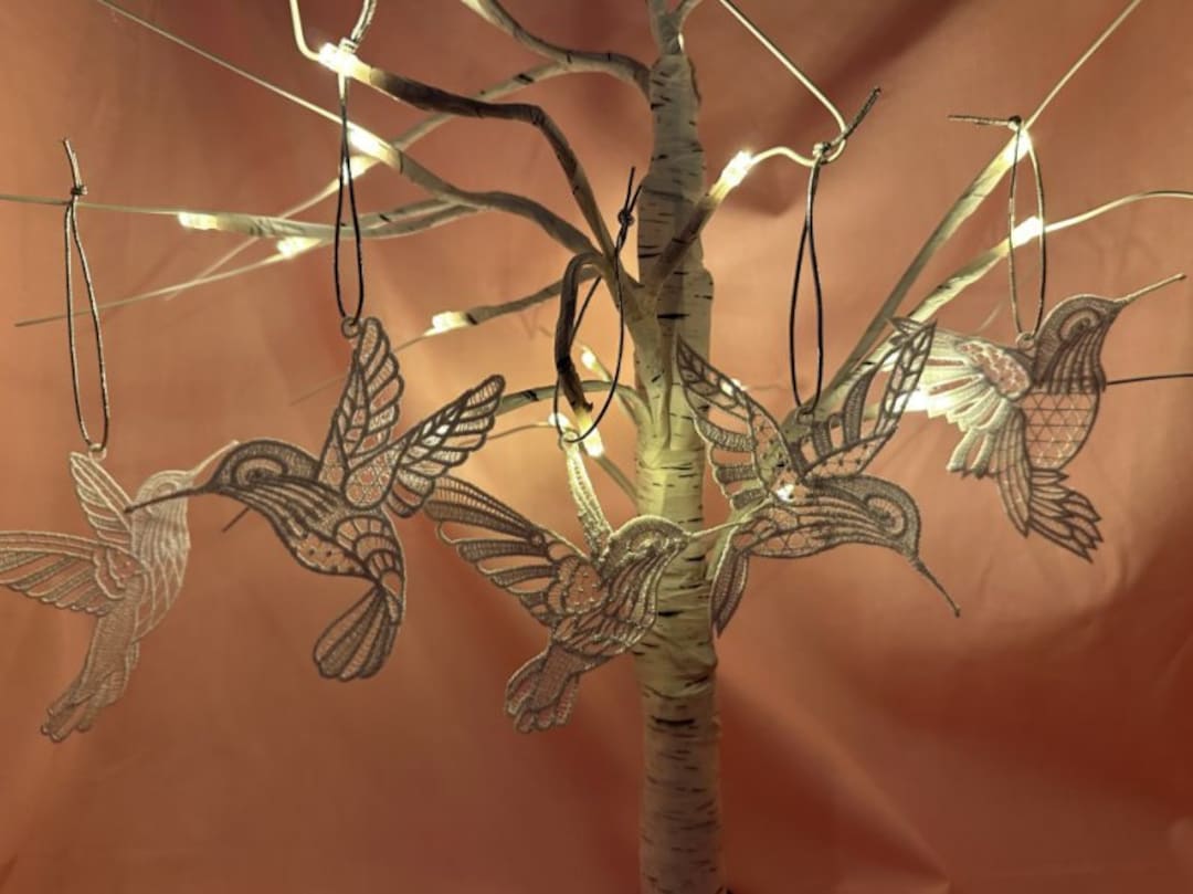 Elegant White Lace Embroidered Hummingbirds Ornament Set | Beautifully ...