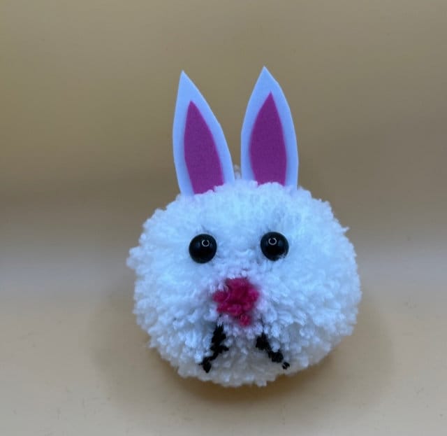 Farm Animal Pom Poms. Horse, Chick, Pig, Bunny, Cow, Frog, and Hedgehog ...